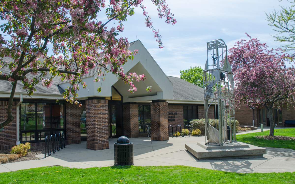 10 Orte, an denen man Preston Jackson-Kunstwerke in Illinois finden ...